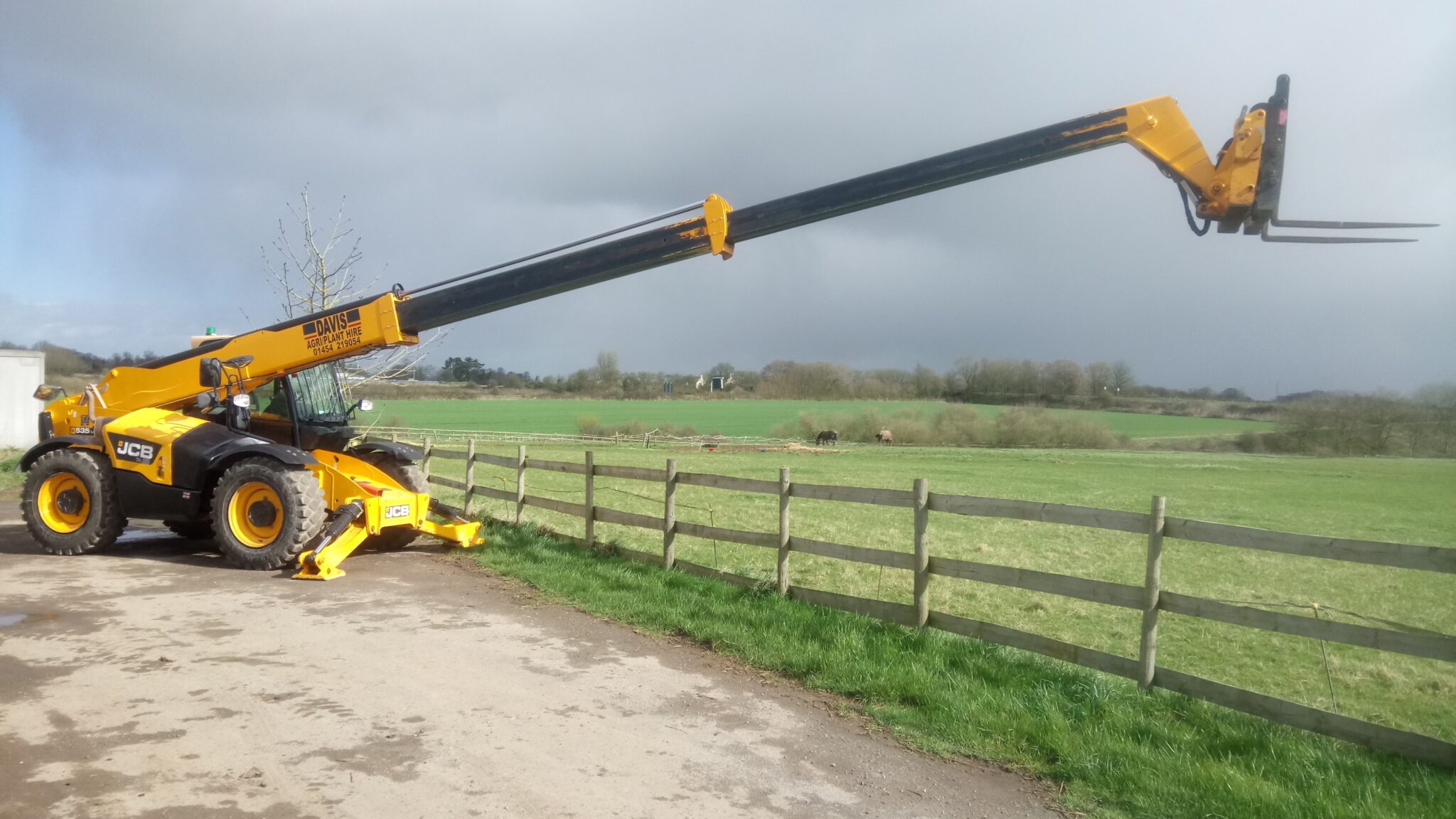 Telehandlers and Access - 8 - JCB 535-140 14M Reach Telehandler | DAP HIRE